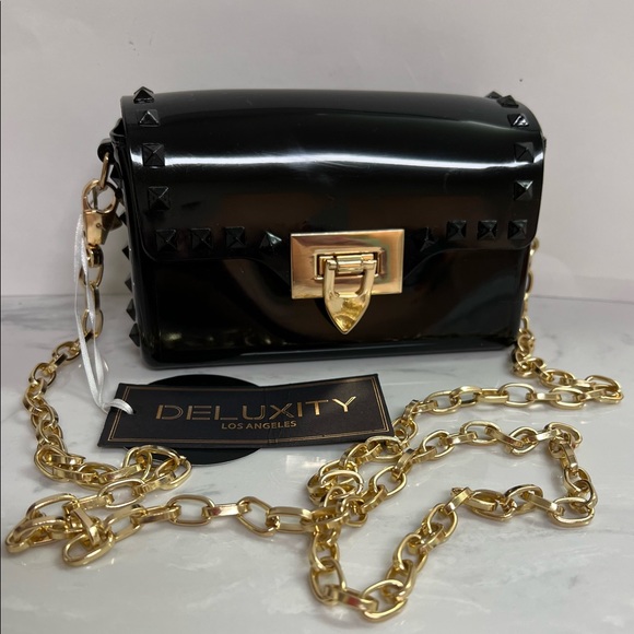 Deluxity Los Angelas | Bags | Nwt Deluxity La Black Jelly Crossbody ...